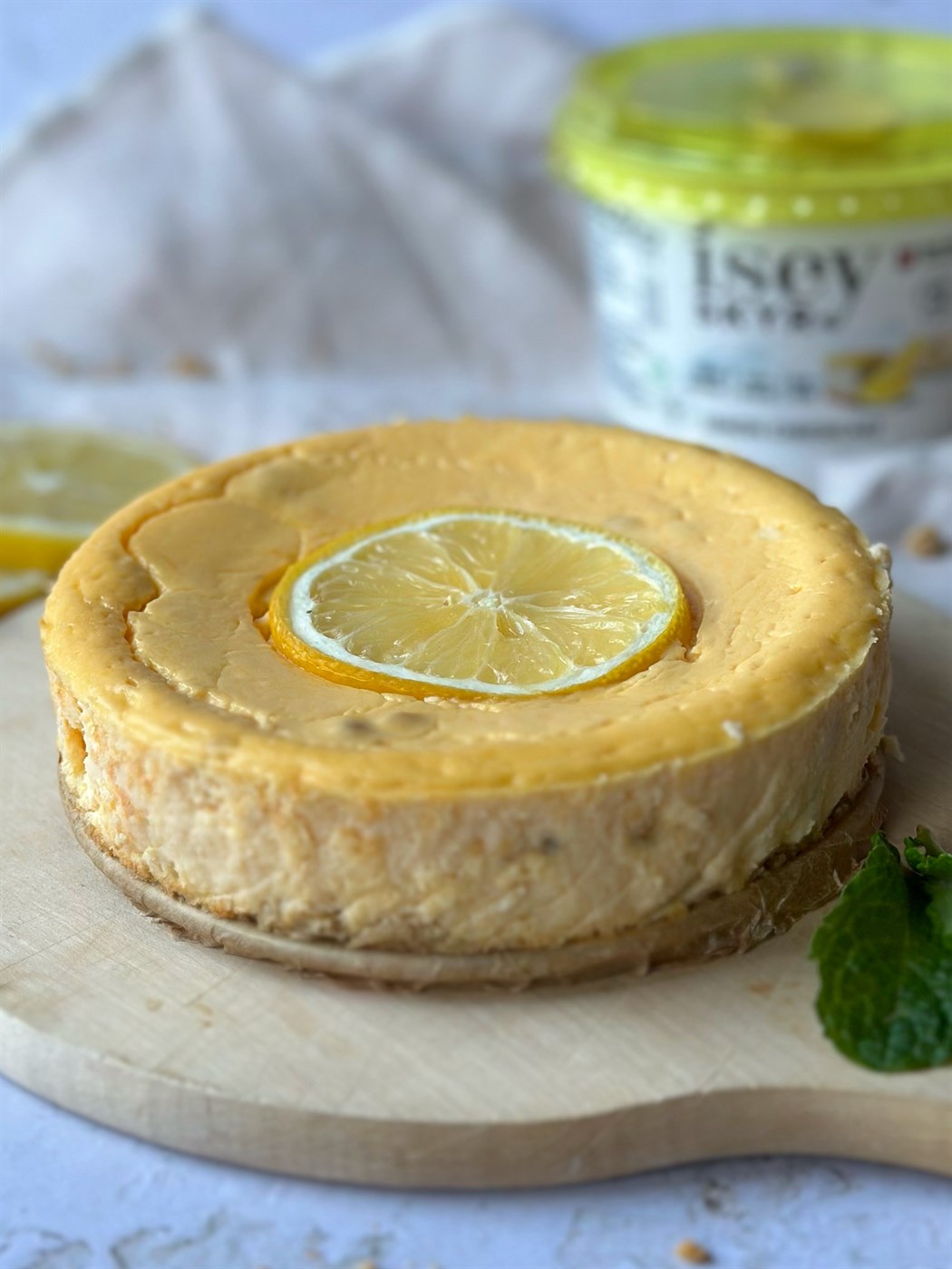 Lemon Cheesecake
